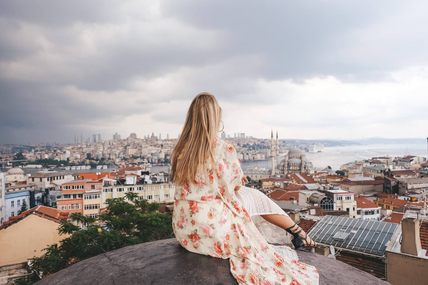 The Solo Female Traveler’s Guide to Istanbul - Istanbul Photographer